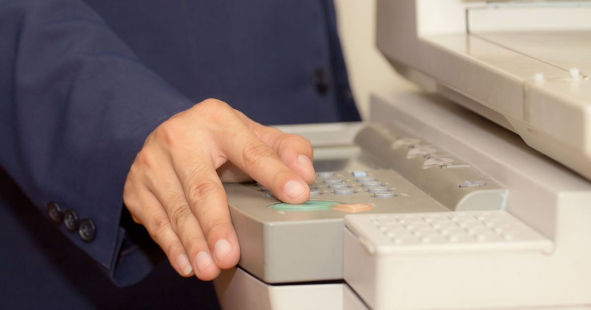 FAXを一斉送信するには？ 一斉送信の課題と効率良く行う方法を解説｜インターコム